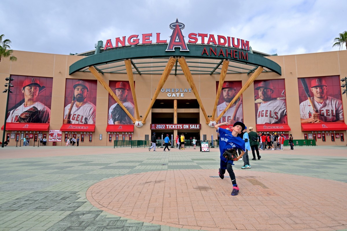 Angels Stadium's Future Remains Uncertain with Arte Moreno & City Officials Not Cooperating ...