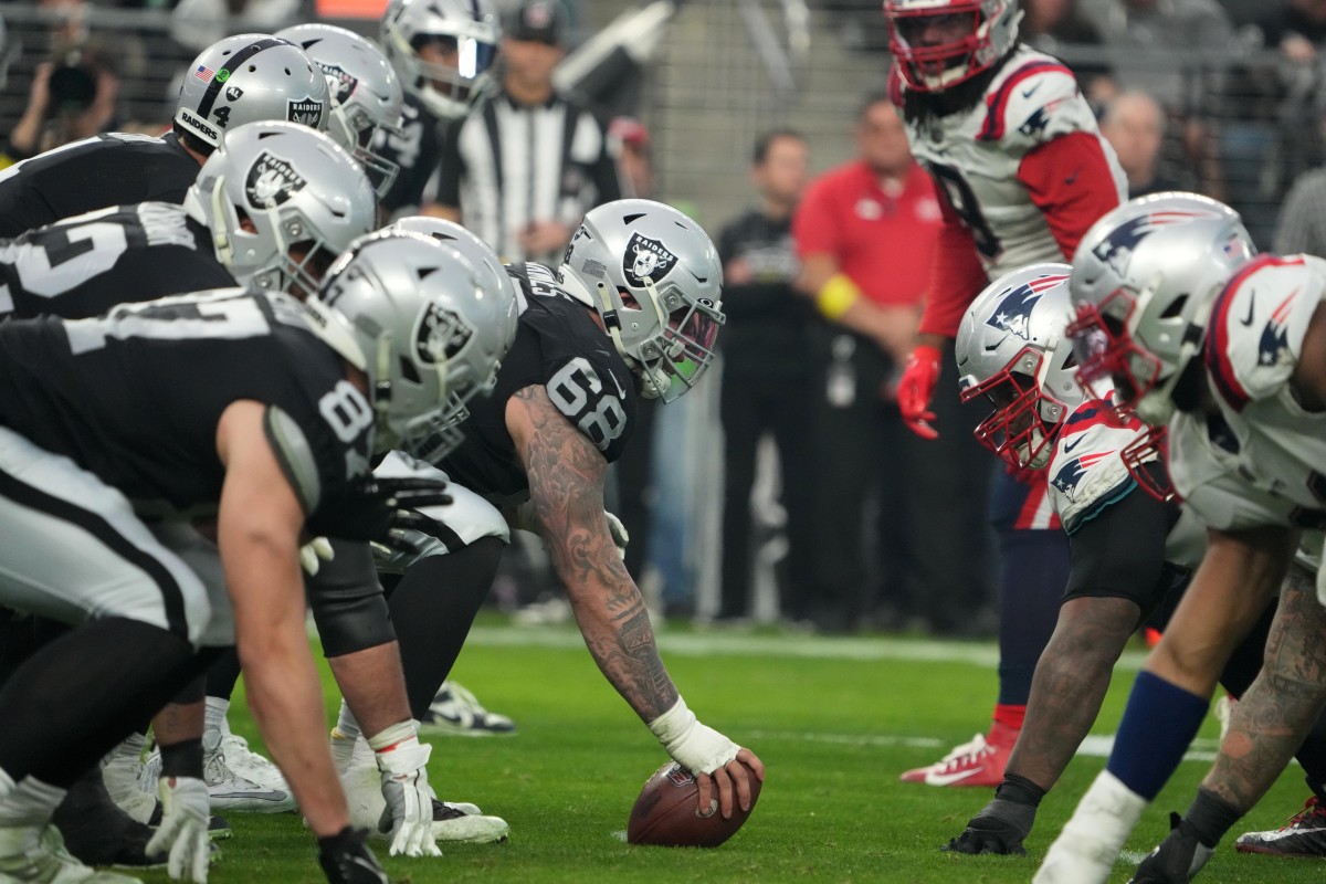 Las Vegas Raiders' O-line is at an advantage - Sports Illustrated Las ...