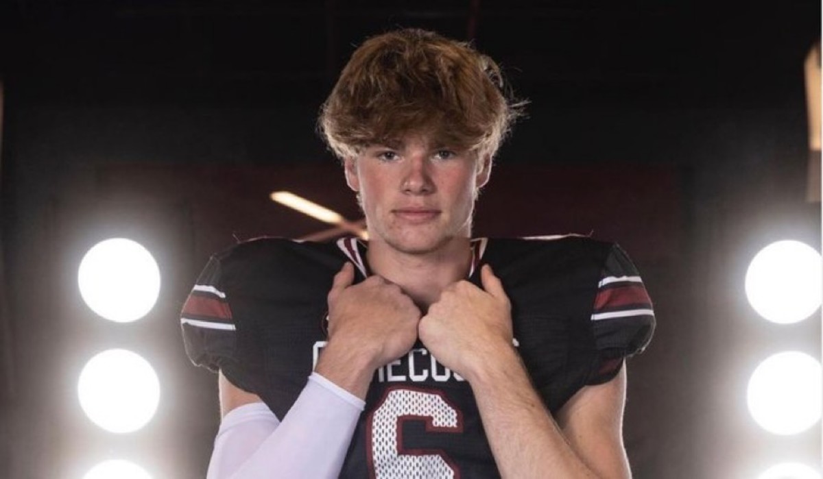 Mason Love Commits To South Carolina Football - Sports Illustrated ...