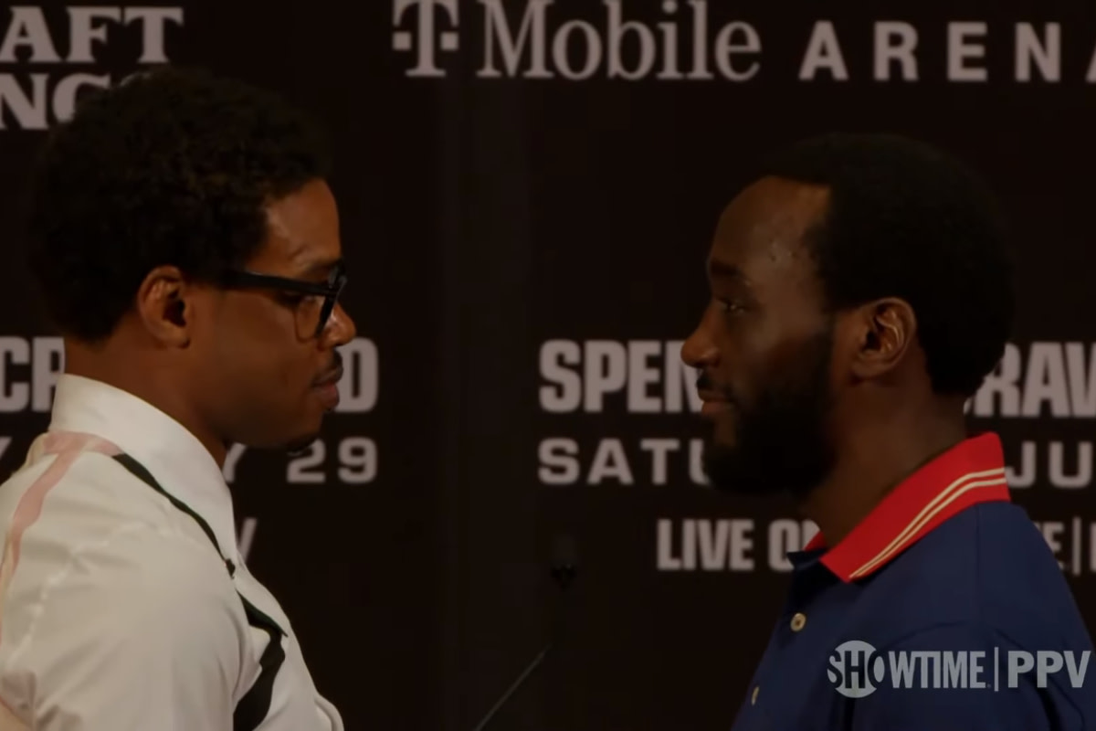 VIDEO: Errol Spence Jr. & Terence Crawford Staredown From First Press ...
