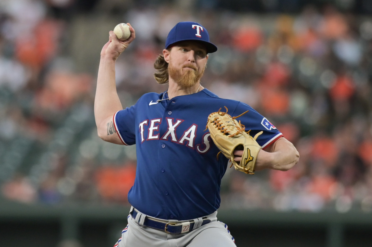 Texas Rangers Starter Jon Gray Throws Bullpen Session - Sports ...