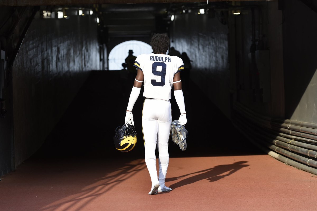 BREAKING: Michigan Lands Elite Edge Rusher - Sports Illustrated ...