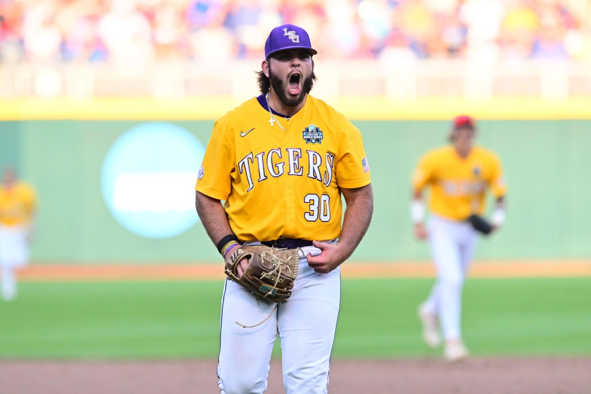 LSU Dominates on the Mound, Defeats Tennessee to Stay Alive in Omaha ...