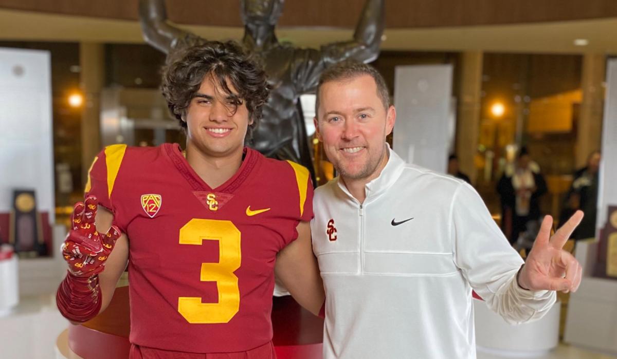 4-star linebacker prospect visits USC again - Sports Illustrated USC ...