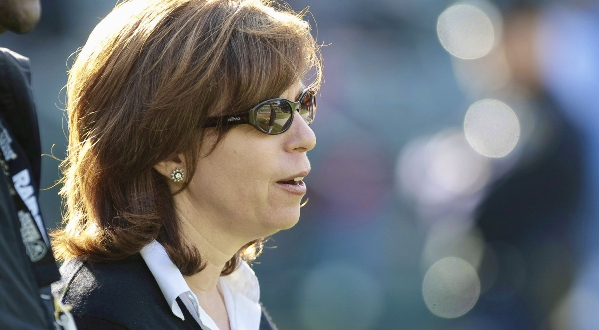 The Cal 100: No. 45 -- Amy Trask - Sports Illustrated Cal Bears News ...