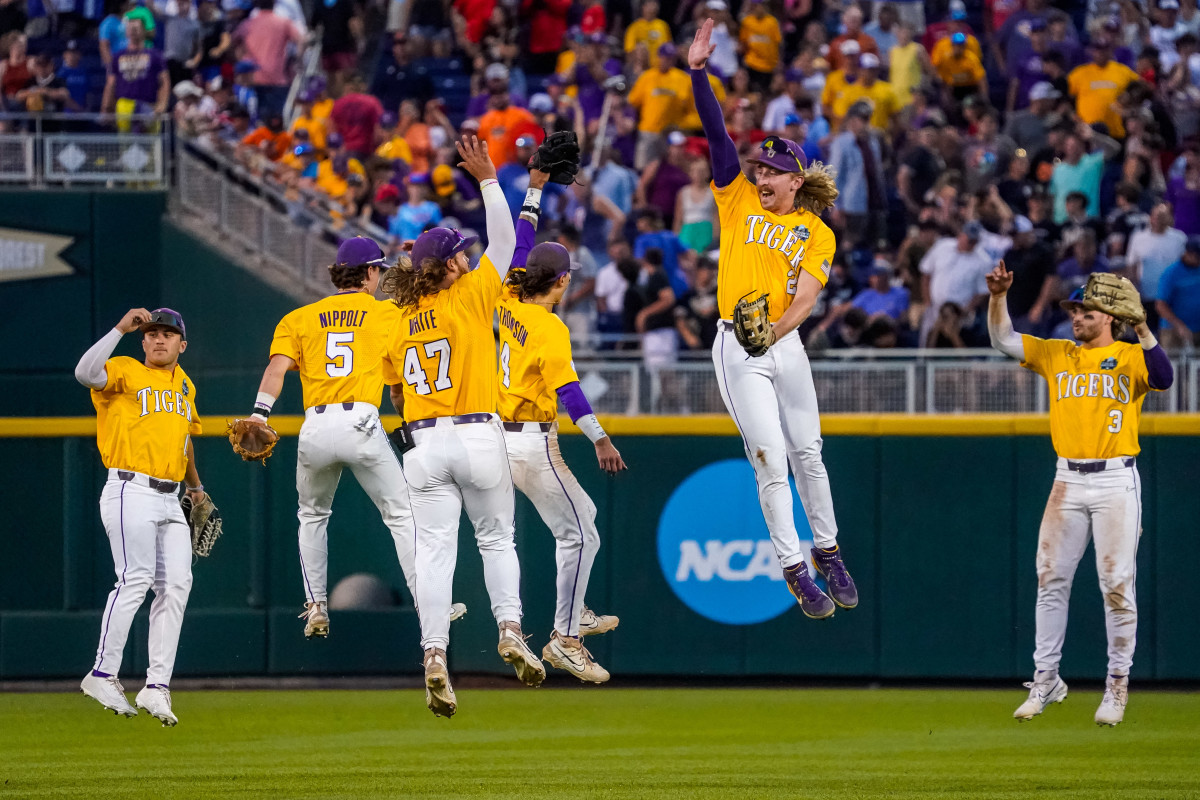 College World Series: Today in Omaha- Day Seven - Sports Illustrated ...