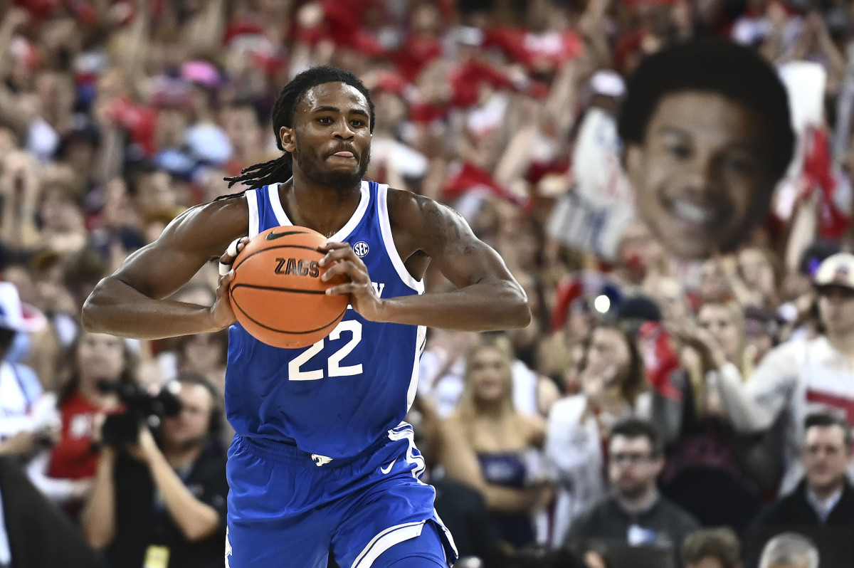 Cason Wallace Set to Debut for OKC Thunder on Saturday - Sports ...