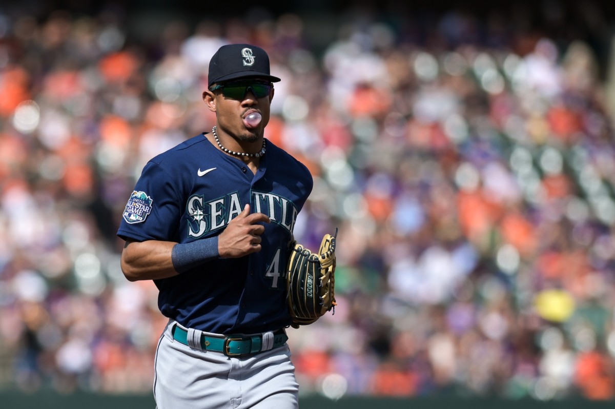 Seattle Mariners' Julio Rodriguez Robs a Home Run and Makes a Memory ...