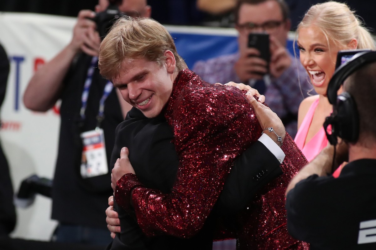Toronto Raptors Youngsters Take in Toronto Blue Jays Game on Sunday ...