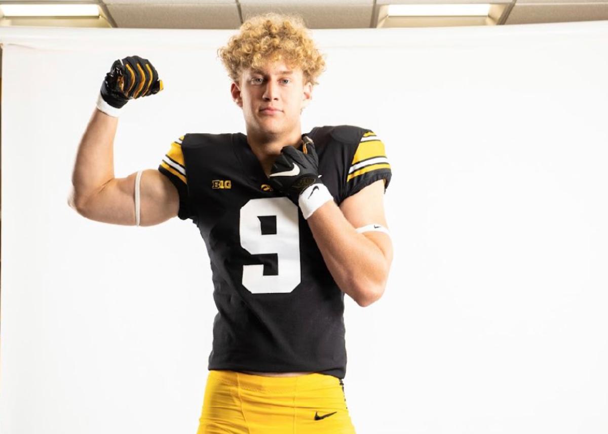 Hawkeyes Land Gavin Hoffman - Sports Illustrated Iowa Hawkeyes News ...