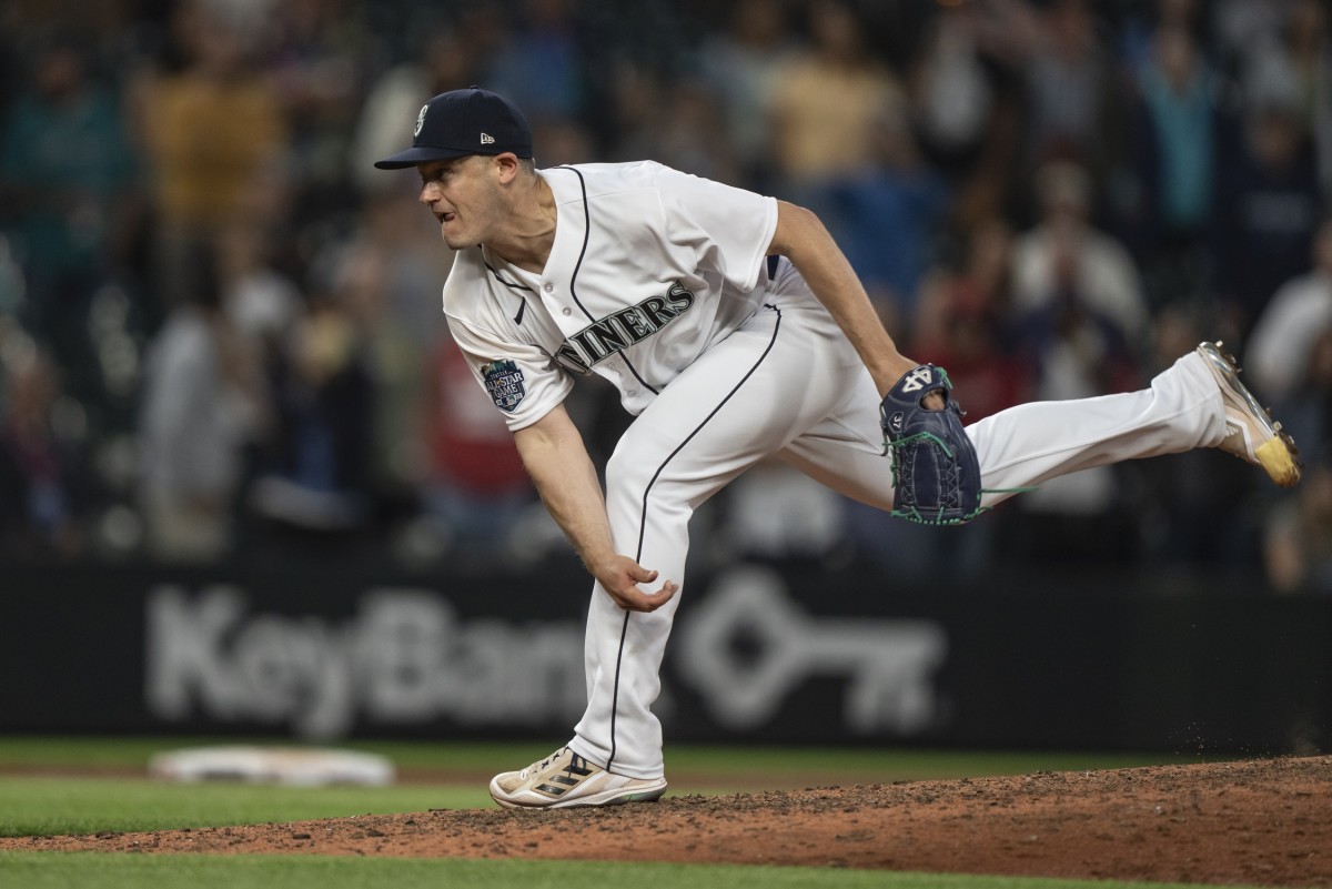 Seattle Mariners Broadcaster Goes Viral For Questioning Brutal Strike ...