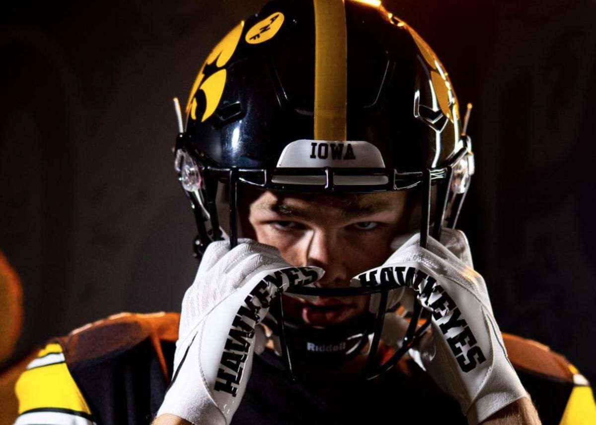 Reece Vander Zee Commits to Iowa Football - Sports Illustrated Iowa ...