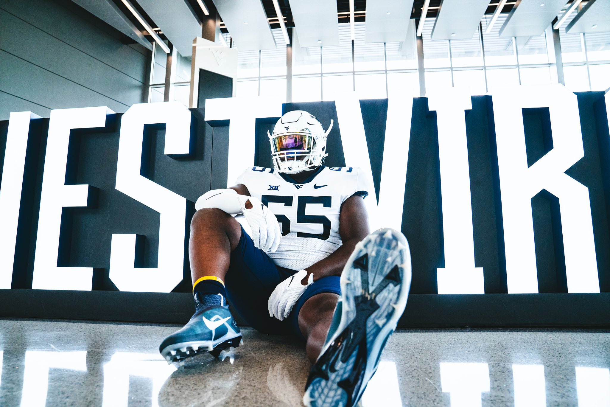 OL Justin Terry Commits to West Virginia - Sports Illustrated West ...