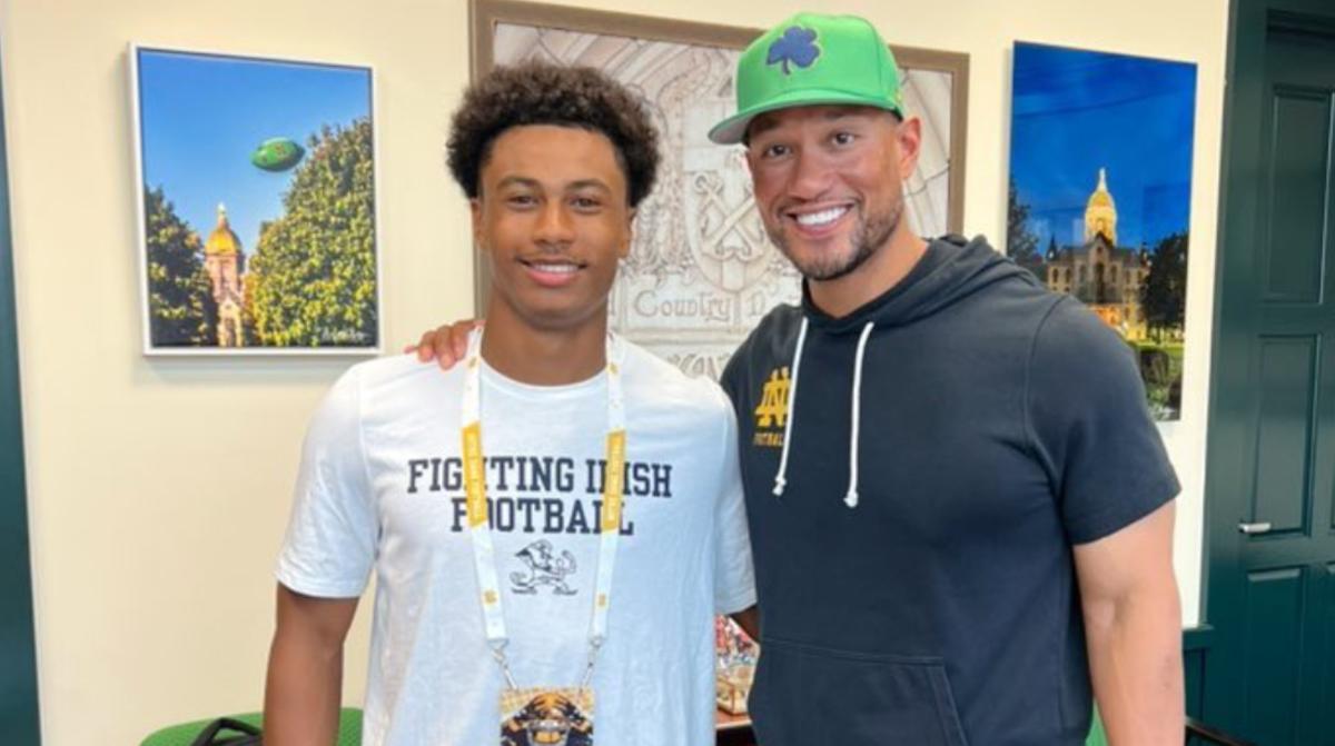 Running Back Justin Thurman Commits To Notre Dame - Sports Illustrated ...