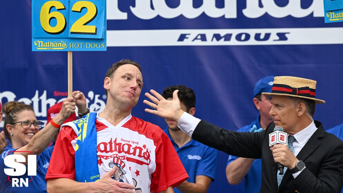 Joey Chestnut Wins 8th Straight Mustard Belt, 16th Overall - Sports ...