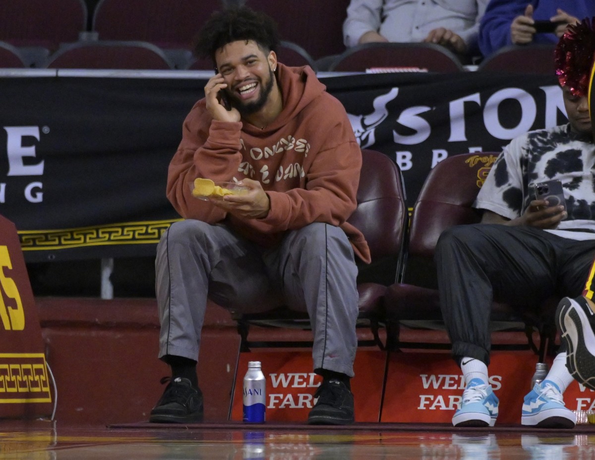 Star QB Caleb Williams Sounds Off on New-Look USC Basketball Squad ...