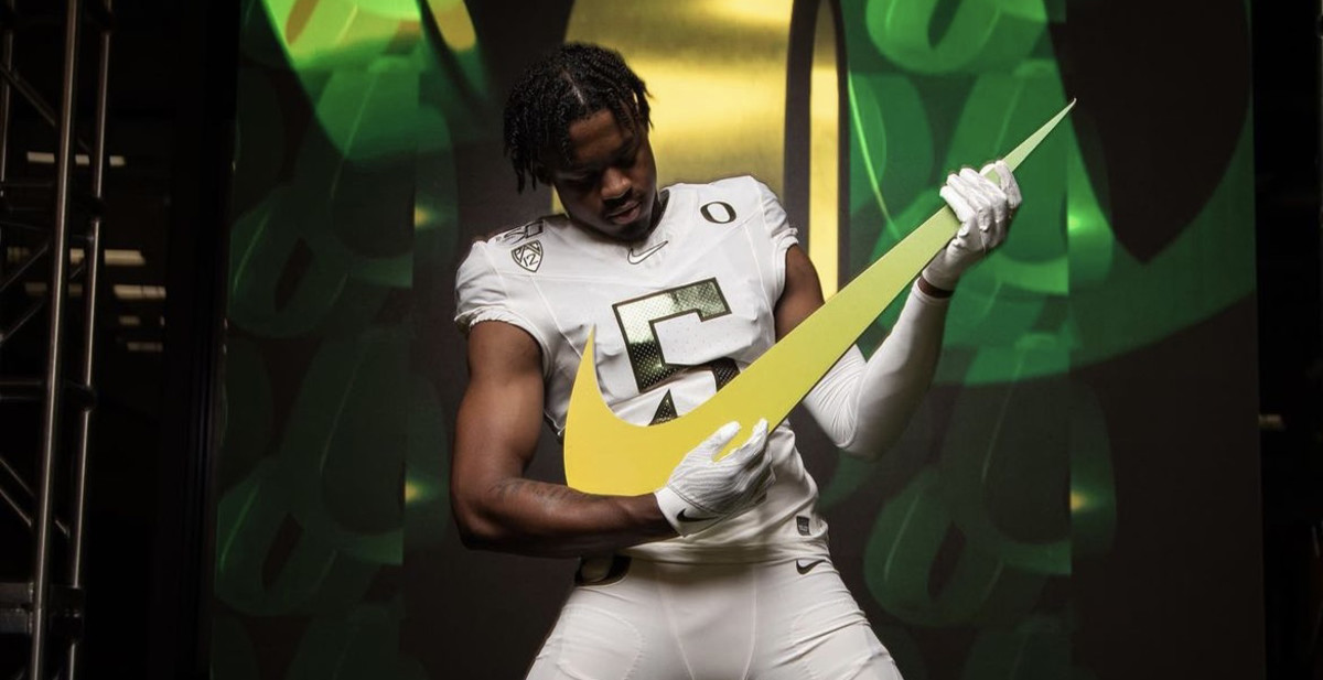 Oregon Recruiting: Who's Next at EDGE for Oregon After Missing on ...