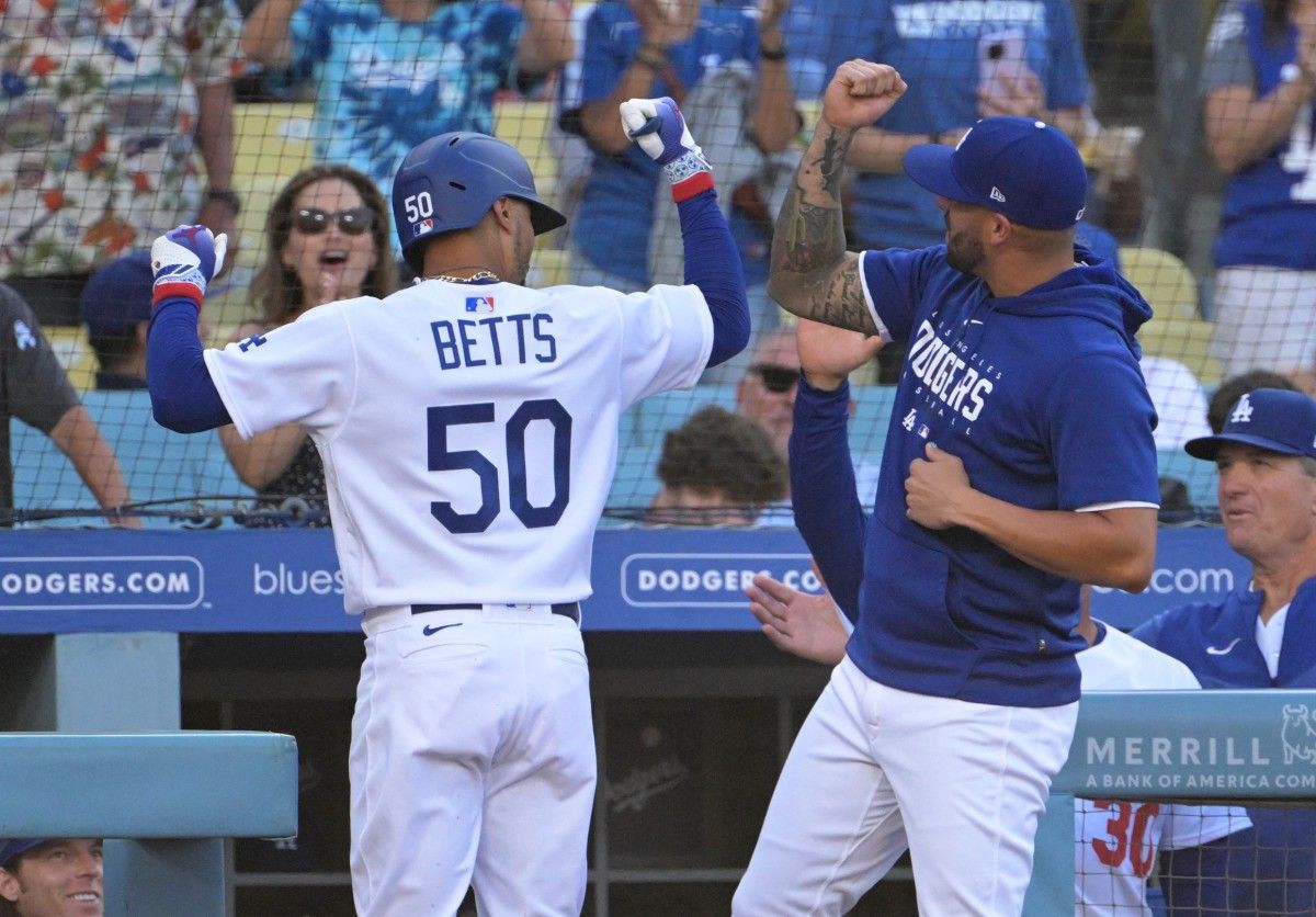 Los Angeles Dodgers' Mookie Betts Keeps Doing Things That Nearly No ...