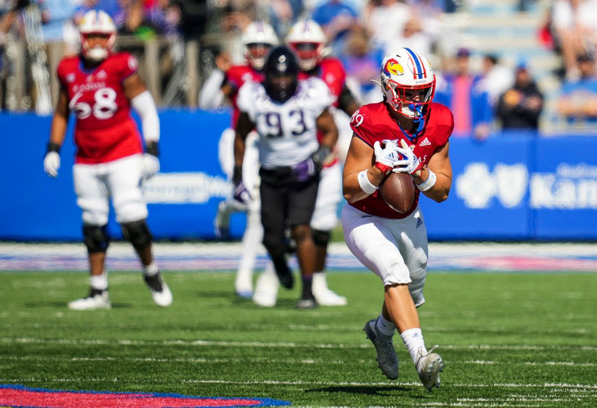 Previewing the Tight Ends: 54 Days Until Kansas Football - Blue Wings ...
