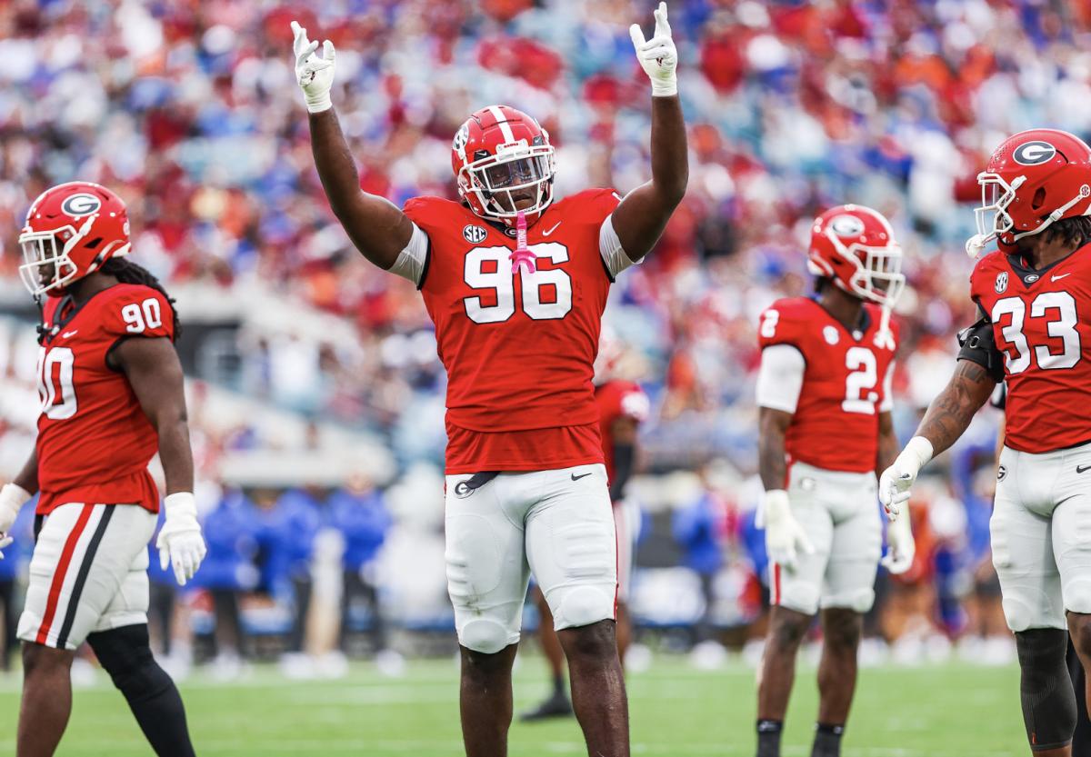 Why Georgia Defensive Lineman Zion Logue is the Bulldogs' Most Valuable Defensive Player for the ...