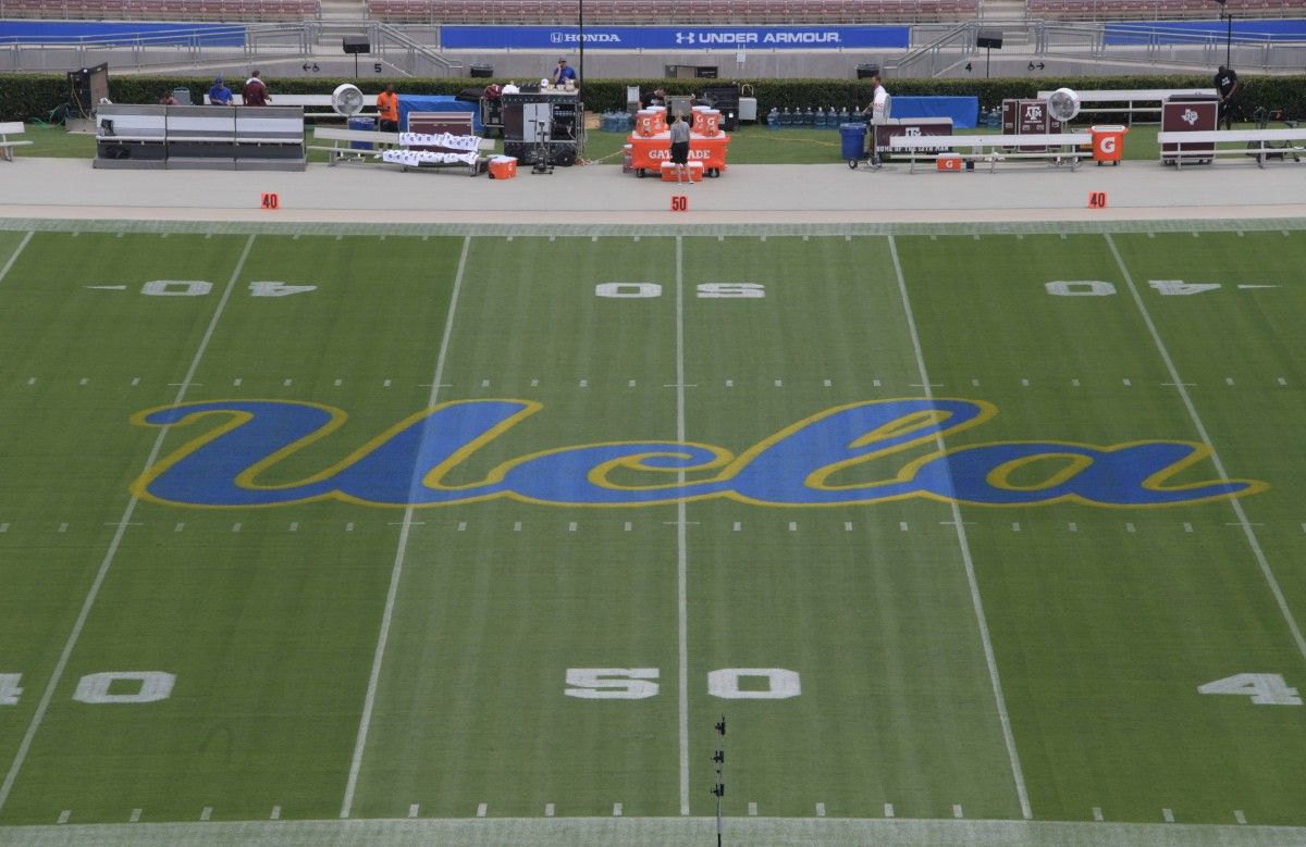 UCLA Football News: College Football Experts Rate Bruins 2024 Commits ...