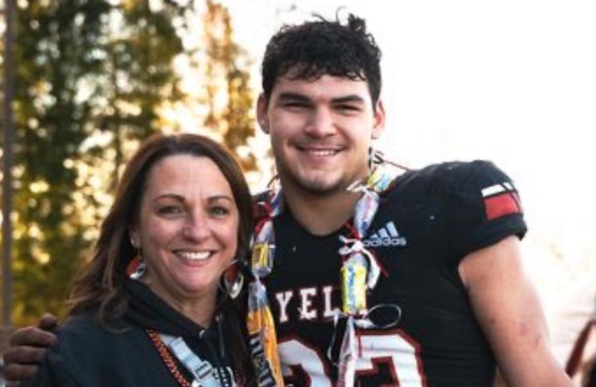 Oklahoma Remains in the Mix for 4-star Linebacker - Sports Illustrated ...