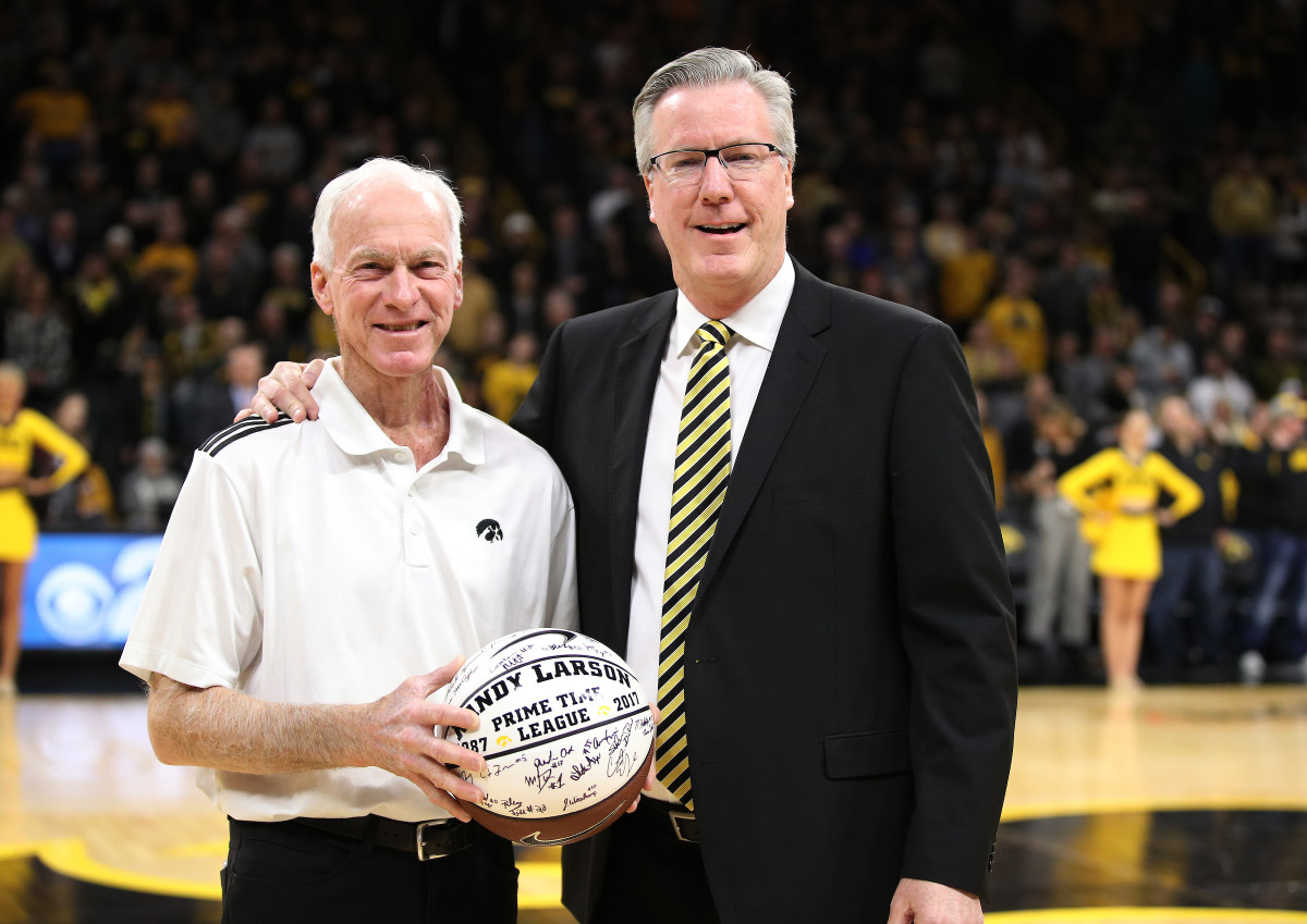 Iowa Basketball Remembers Randy Larson - Sports Illustrated Iowa Hawkeyes News, Analysis and More