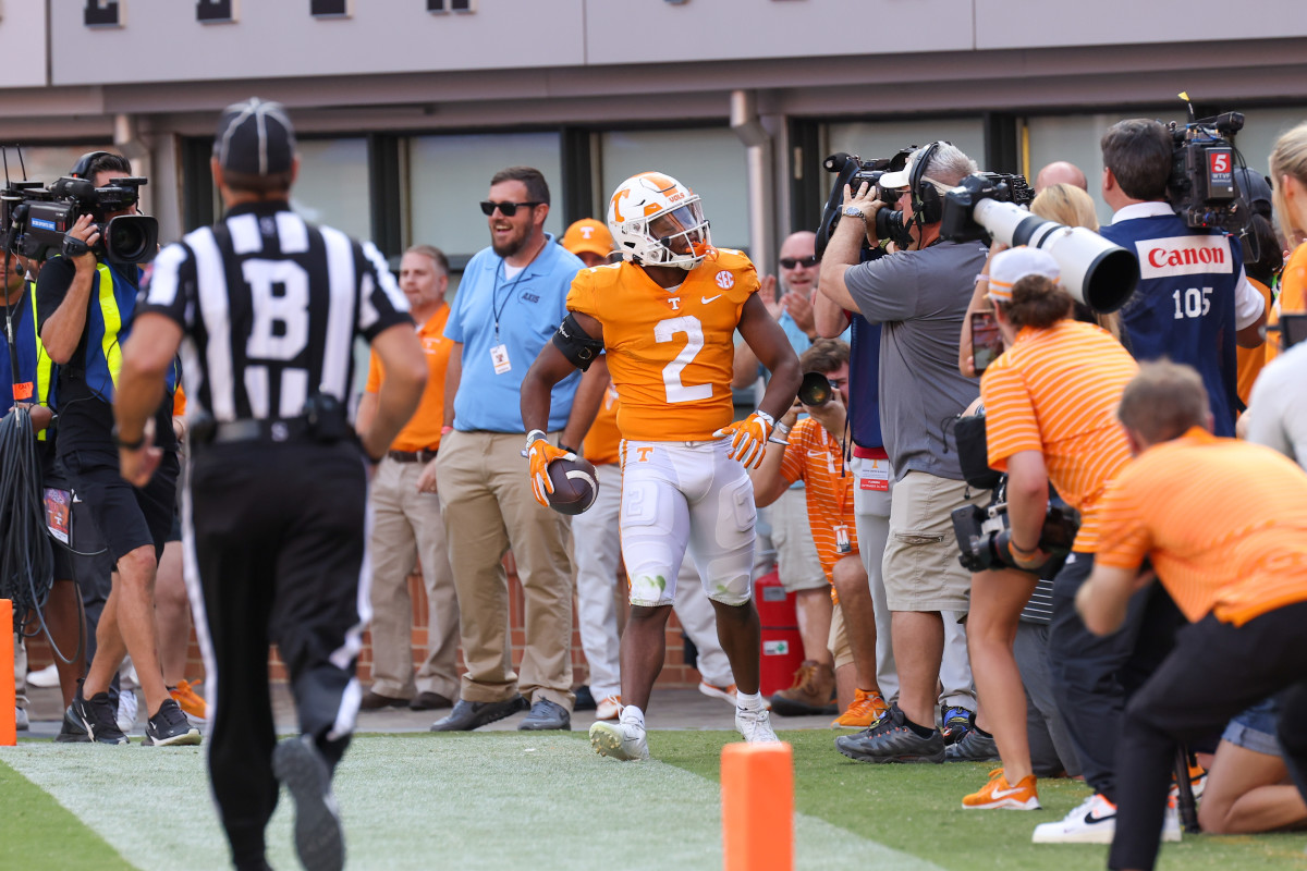 Tennessee Football Can Swing Tides In Rivalry With Florida Gators ...