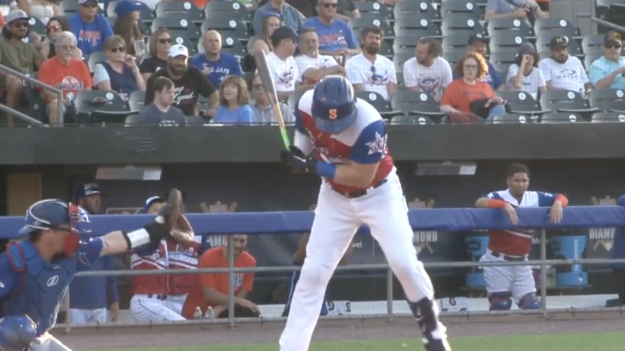 Syracuse Mets' Luke Voit catches pitch that hit him (video) - Sports ...