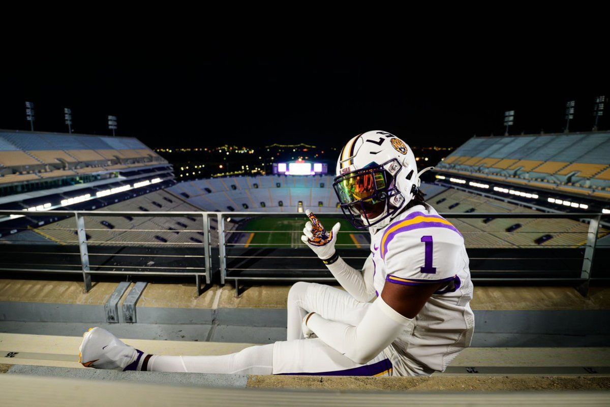 Cai Bates commits to LSU over Tennessee Volunteers football - Sports ...