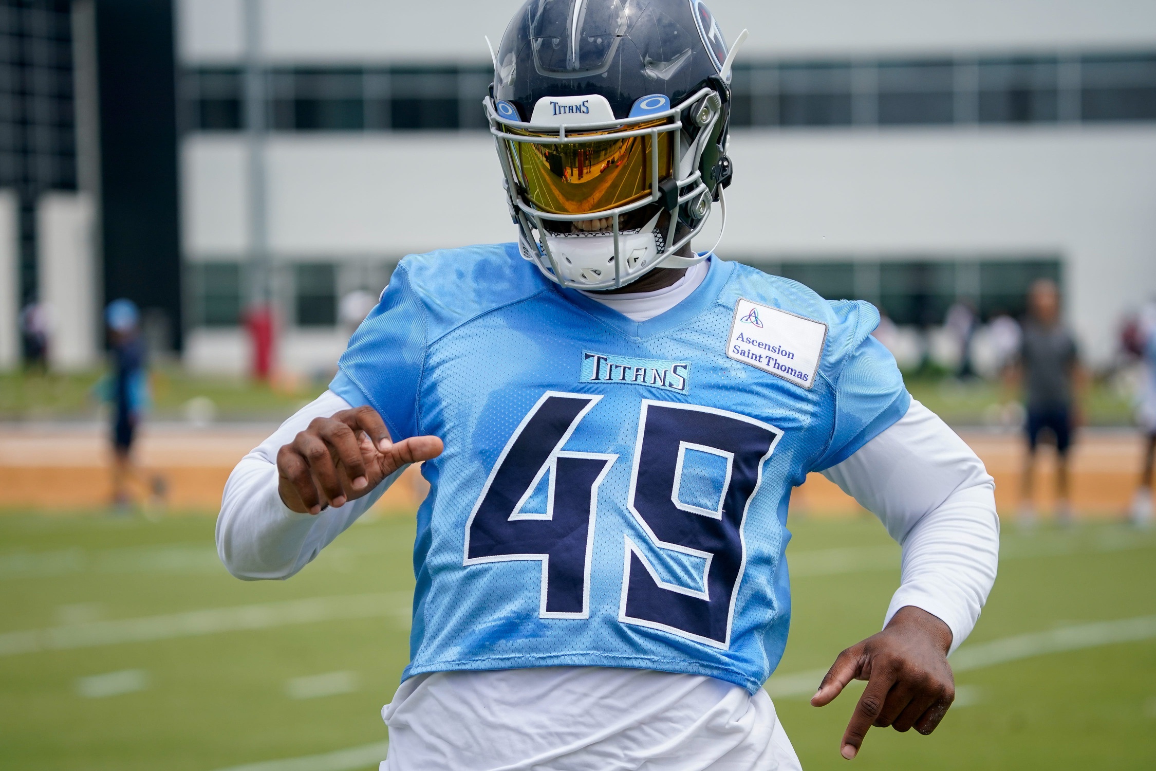 Arden Key Dominates Titans Practice, Counts 7 Sacks on the Day - Sports ...
