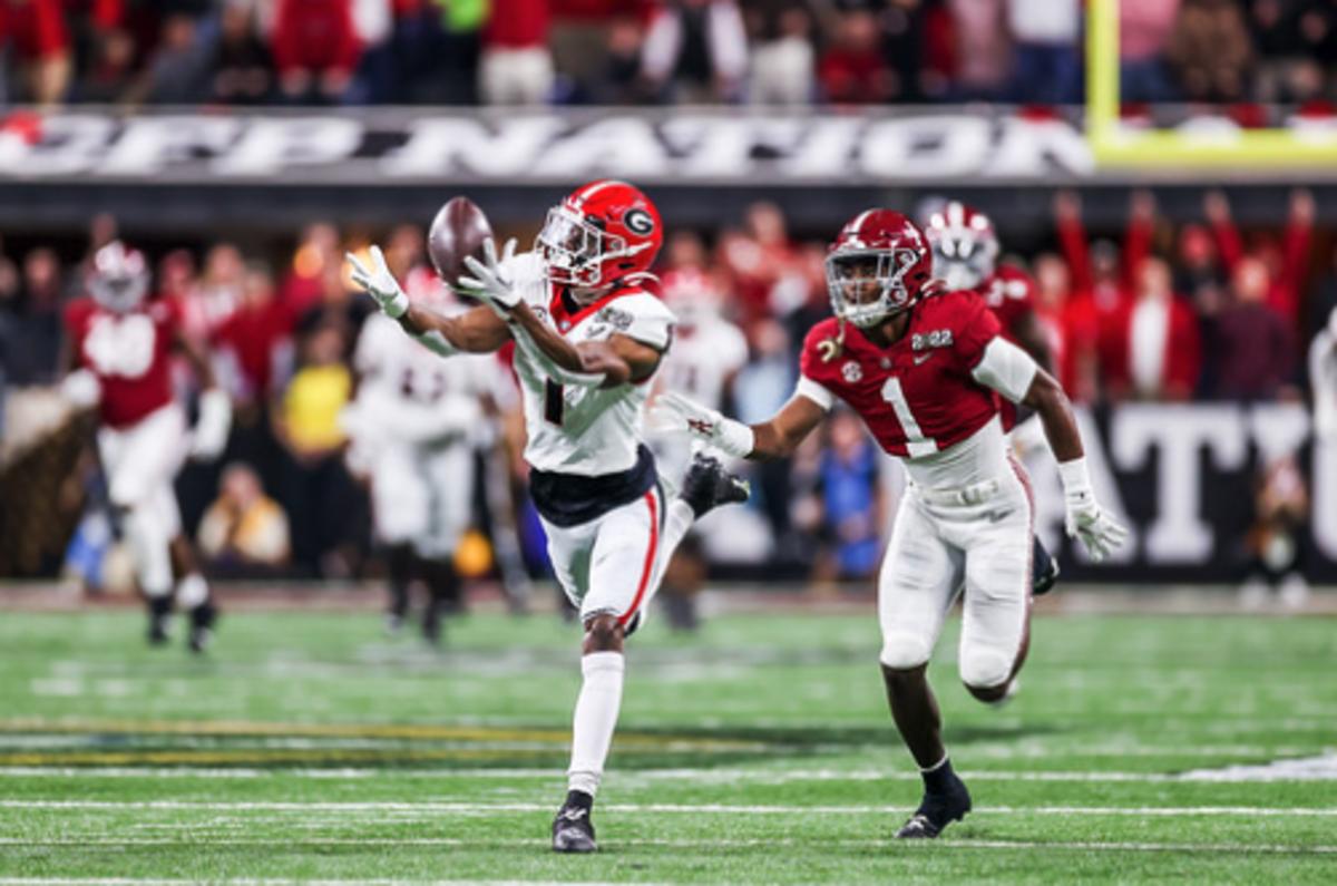 Pittsburgh Steelers Wide Reciever George Pickens Makes One Handed Catch During Fall Practice ...