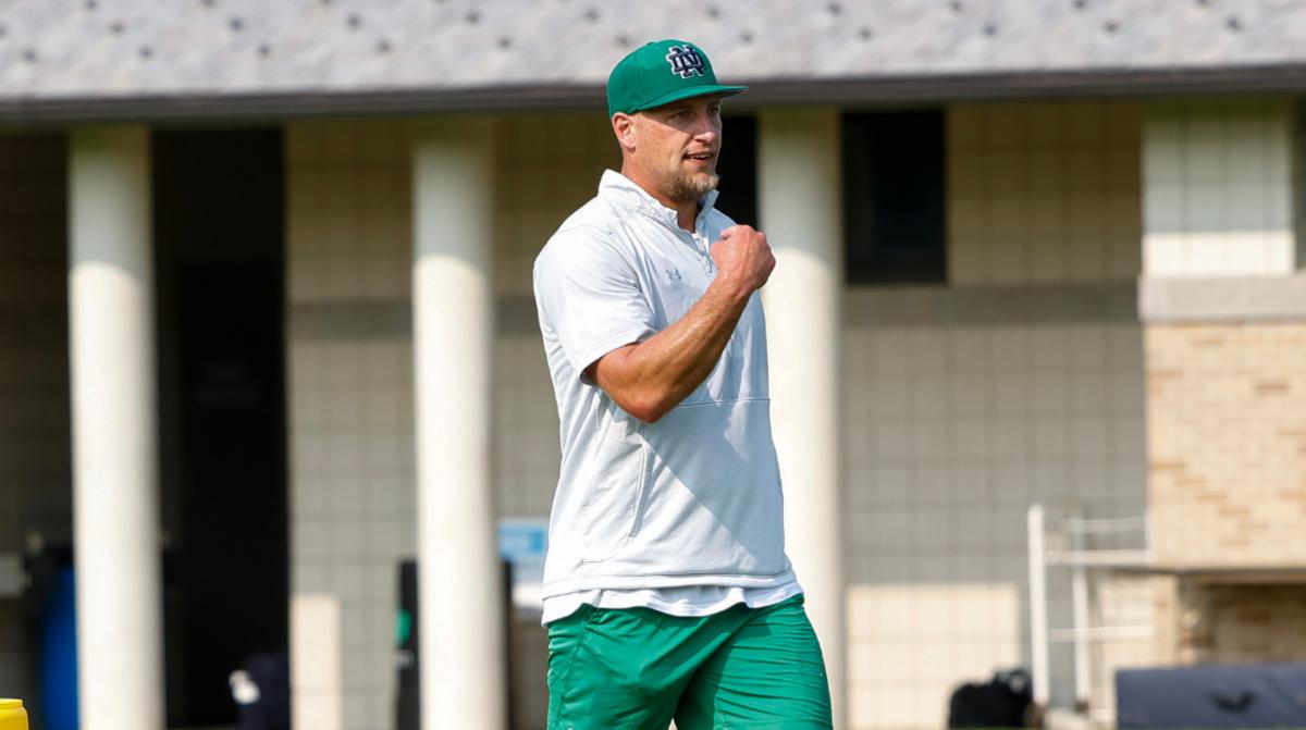Max Bullough Is At Home As The Notre Dame Linebacker Coach - Sports ...