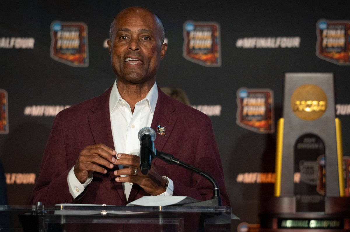 Arizona State AD Apologizes for Recent Comments - Sports Illustrated ...