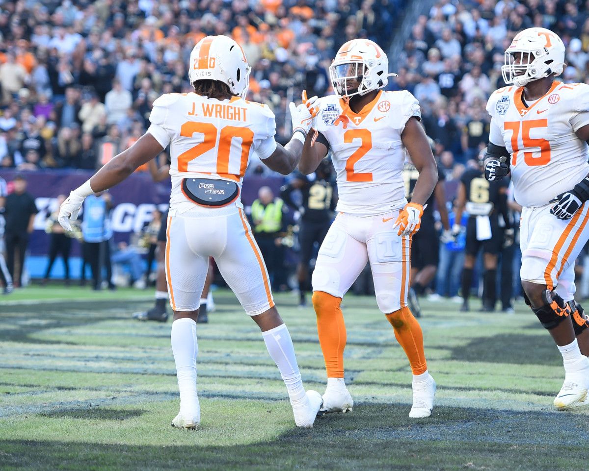Tennessee Football RB Duo Each Named To Soak Walker Watchlist - Sports ...