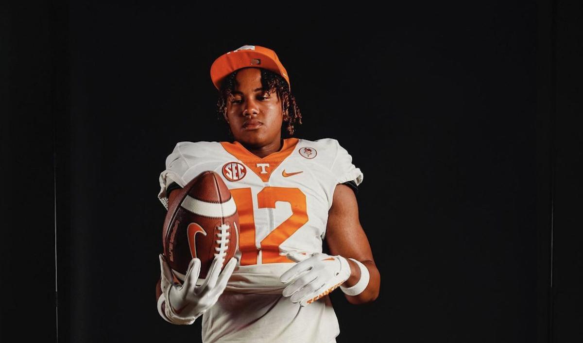 Bryce Davis Cuts Recruitment, Early Contenders Include Tennessee ...