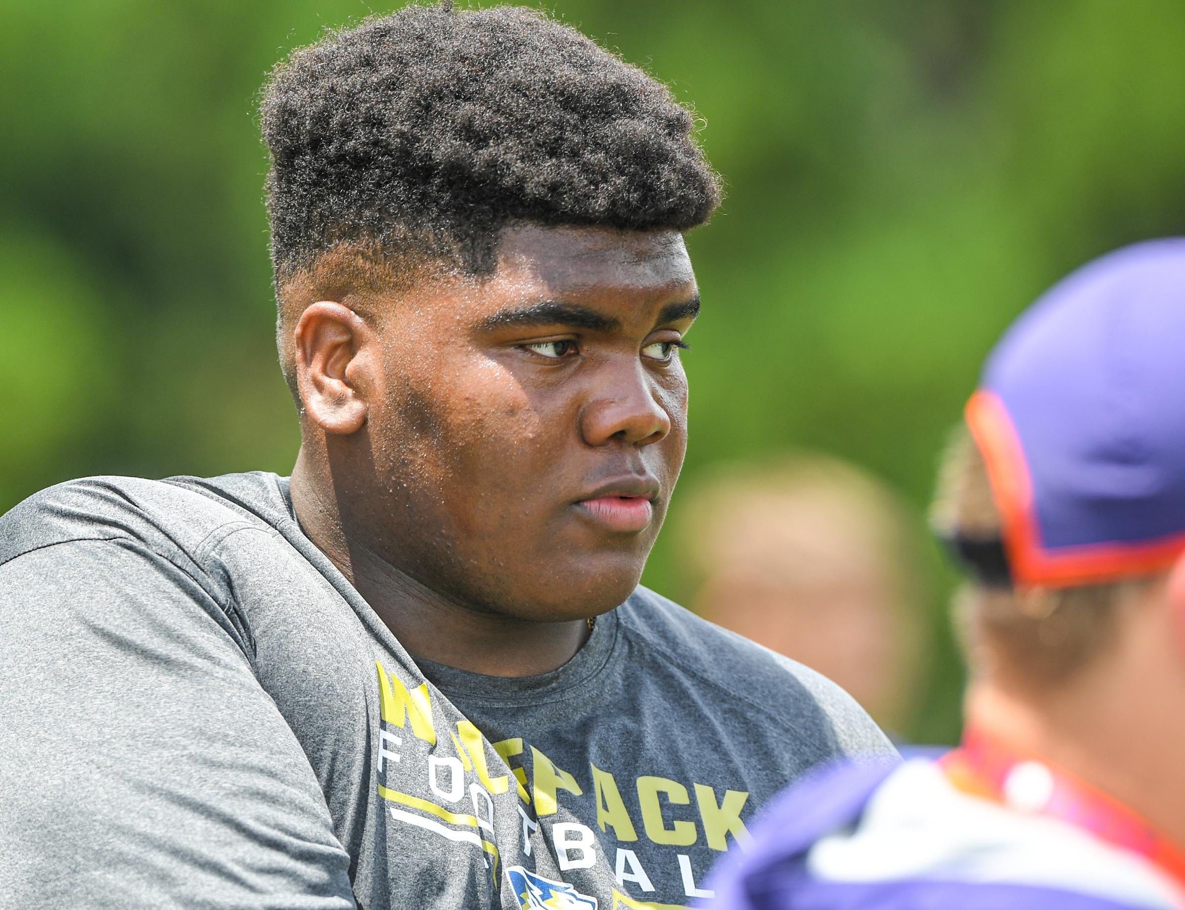 Auburn football is now the top school for offensive lineman Ian ...