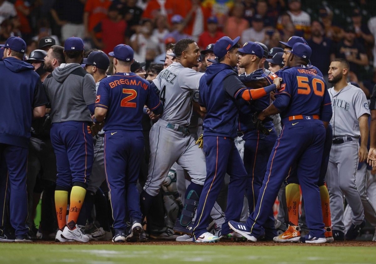 Social Media's Reaction to Monday's Mariners/Astros Benches-Clearing ...