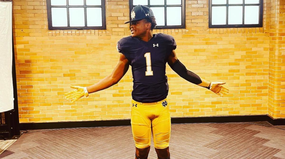 Notre Dame Remaining High On Florida Pass Catcher Koby Howard Despite ...