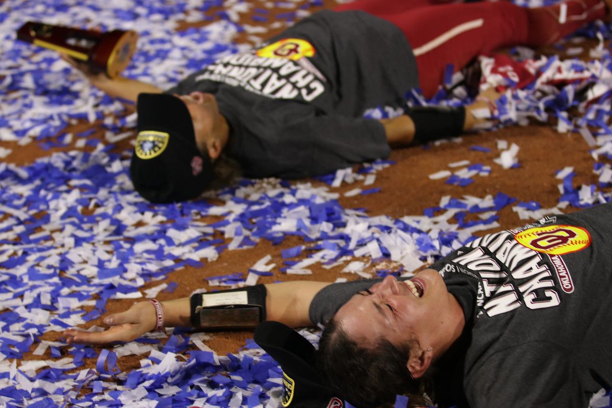 WCWS Photo Gallery: Oklahoma's Championship Celebration - Sports ...