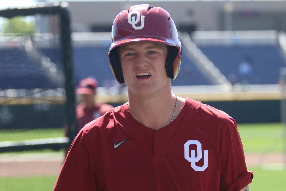CWS Photo Gallery: Oklahoma Sooners Practice - Sports Illustrated ...