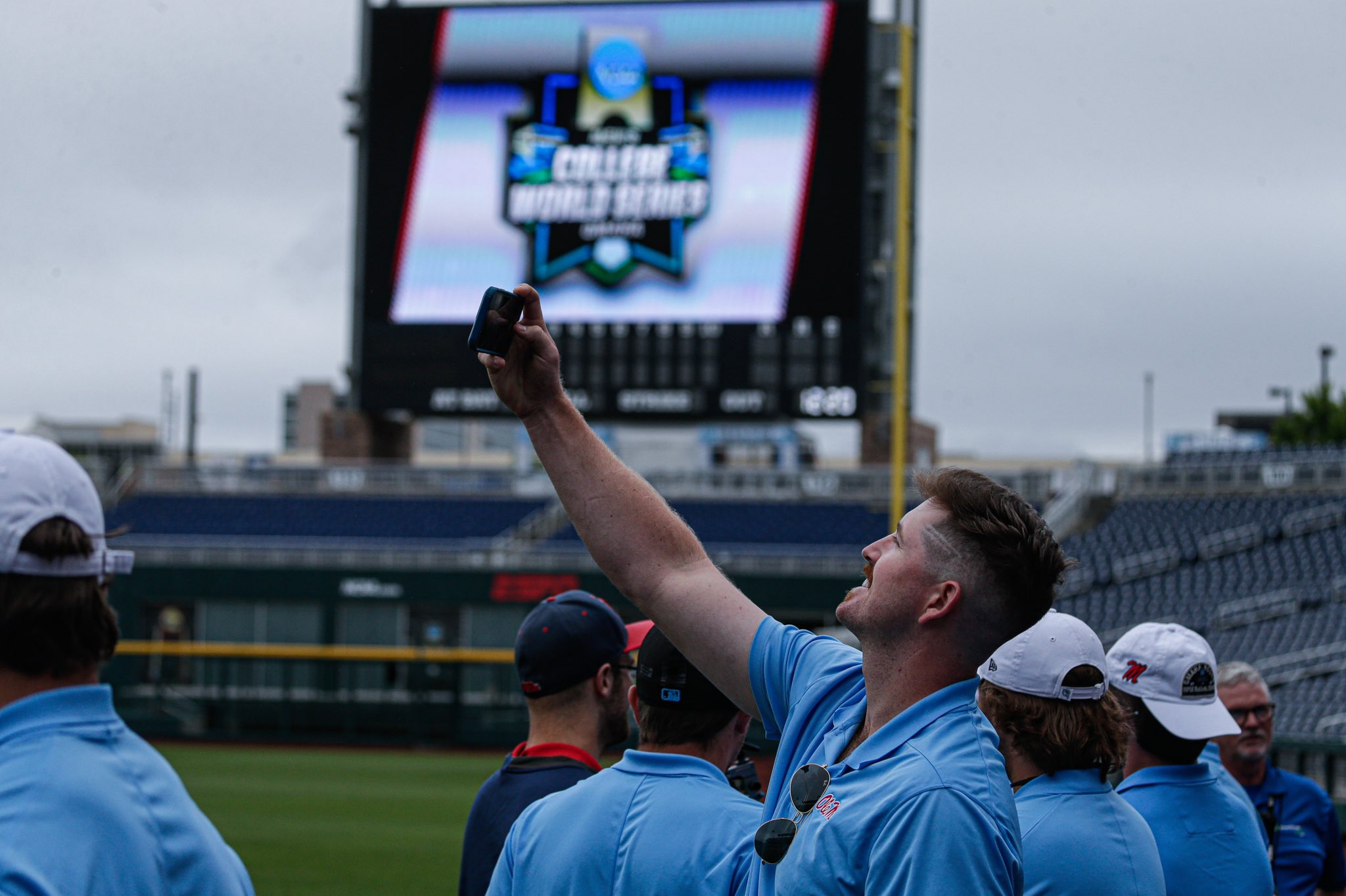 LOOK: Ole Miss Baseball Arrives in Omaha For College World Series - The ...