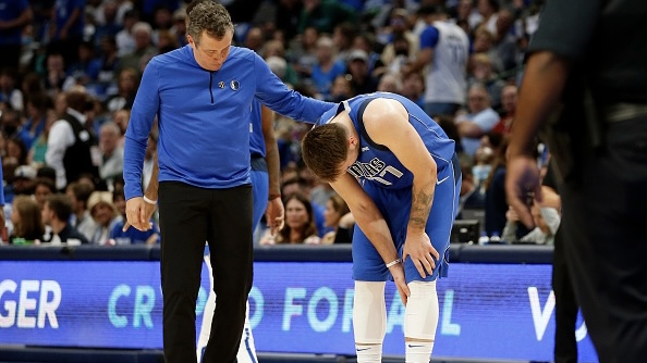 Doctor is In: How Casey Smith Can Maximize Dallas Mavs’ Christian Wood - Sports Illustrated ...