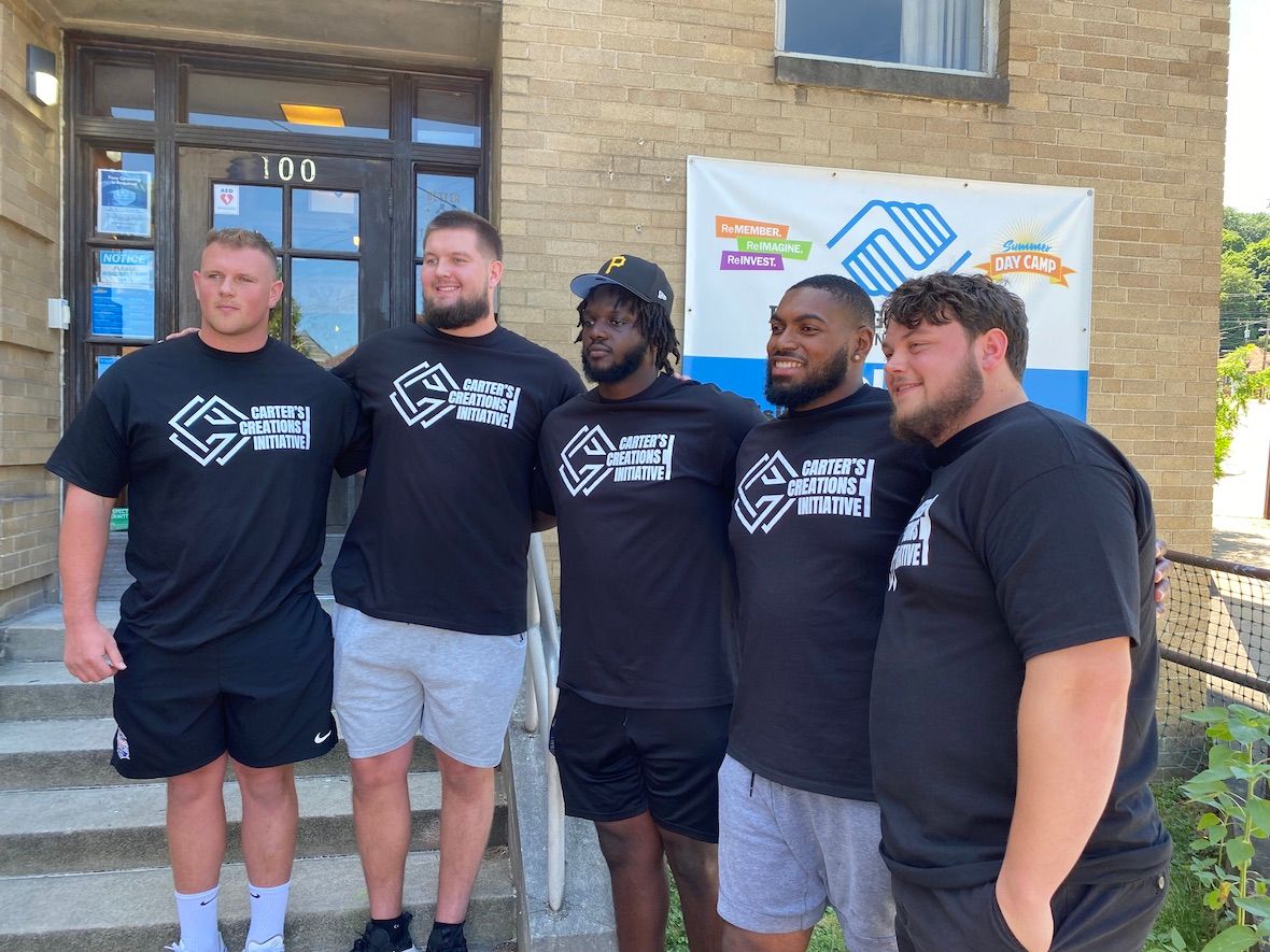 Carter Warren, Pitt Offensive Line Hosts "Carter's Creations Initiative ...