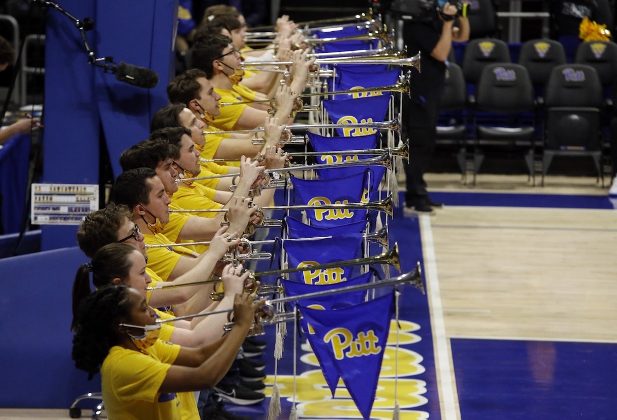 Pitt Panthers Signee Dior Johnson Arrives In Oakland - Sports ...