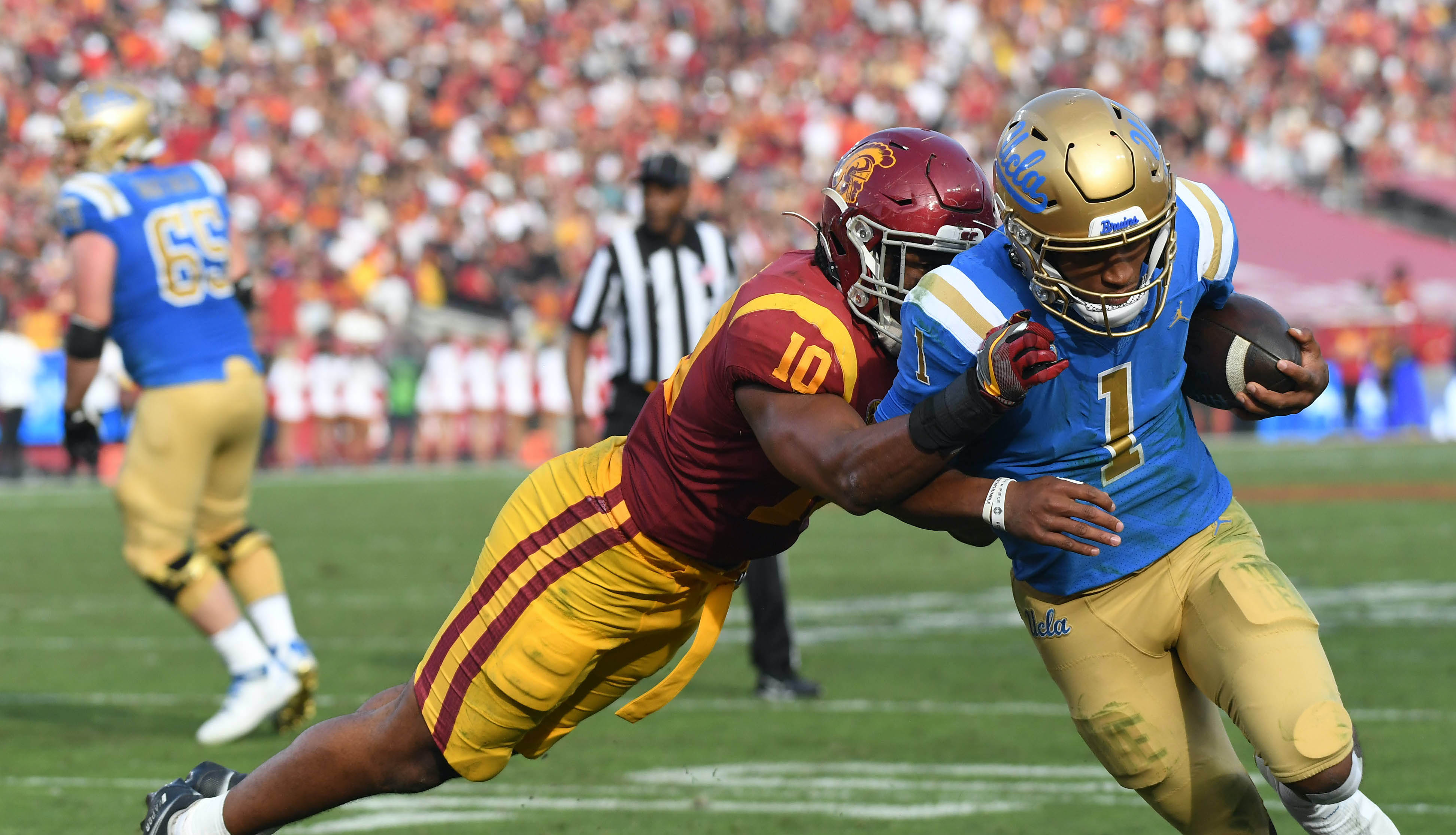 Report: UCLA and USC Planning to Leave Pac-12, Join Big Ten in 2024 - Sports Illustrated UCLA ...