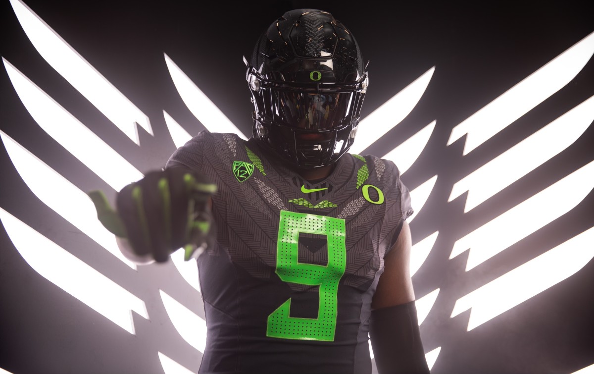 2023 Defensive Line Recruit Terrance Green Talks Oregon Football ...