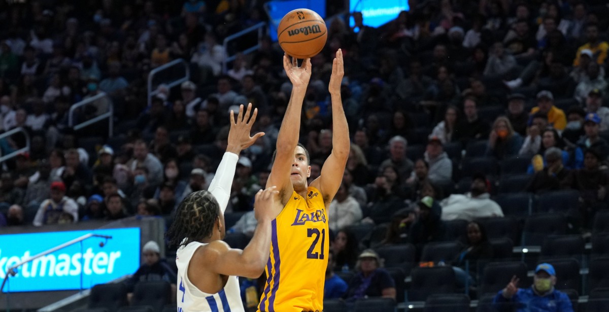 Cole Swider Shooting Lights Out For Lakers in NBA Summer League ...