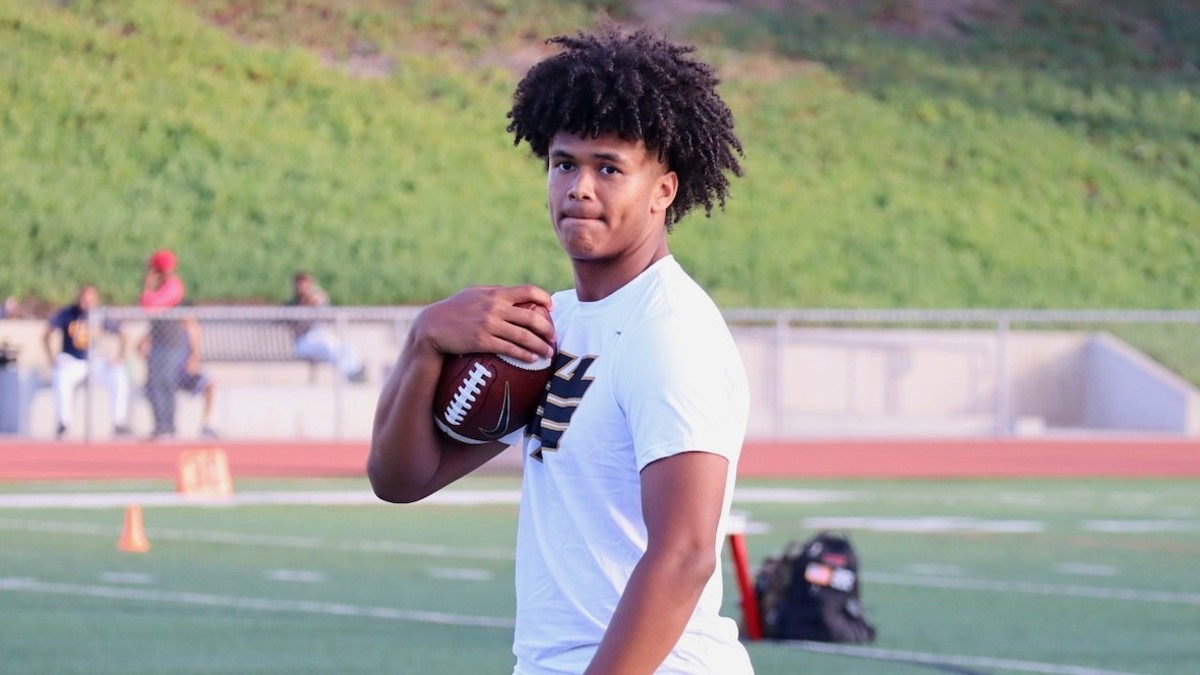 Four-Star QB Kenny Minchey Decommits from Pitt Panthers Football ...