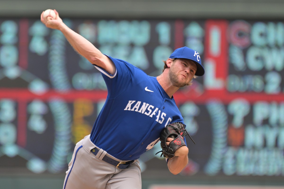 Blue Jays Claim Reliever Matt Peacock From Royals - Sports Illustrated ...